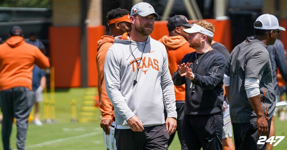 Blake Gideon has finalized a deal to return to Texas football as an ...