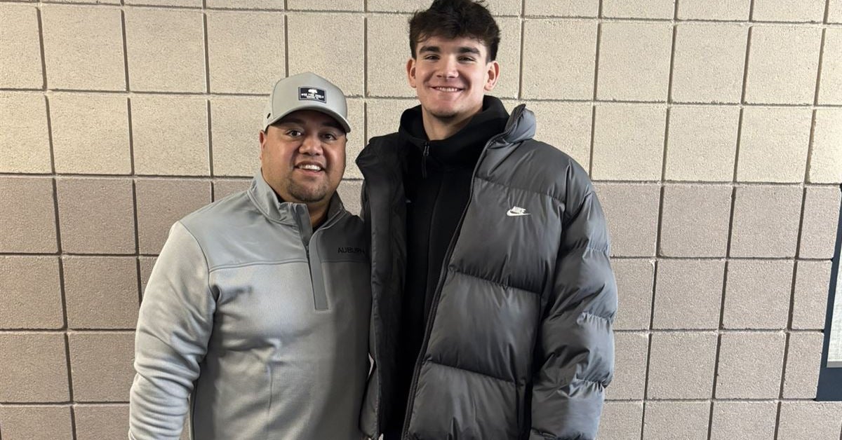 Top247 tight end Evan Jacobson locks in Auburn OV