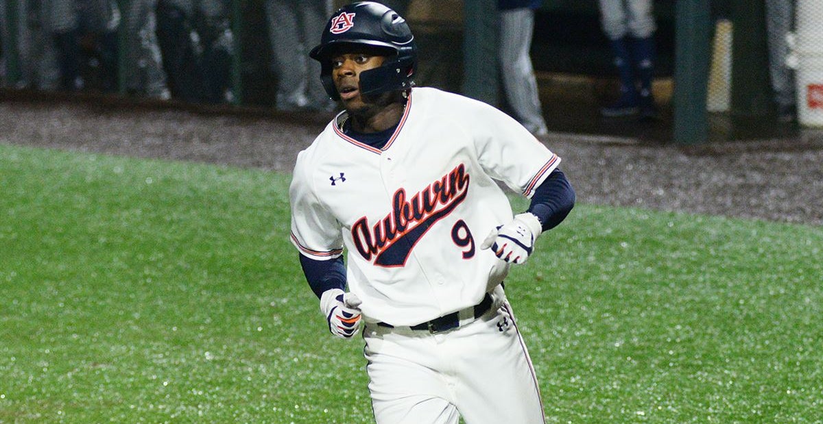 Ryan Bliss named SEC Co-freshman of the week