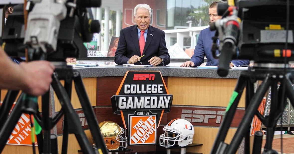 College GameDay crew predicts Notre Dame at Miami