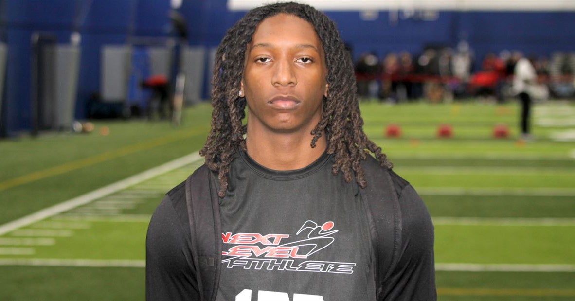 In-state DB Kade Phillips reacts to new offer from Longhorns
