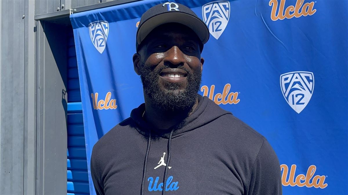 DeShaun Foster Talks On First Day of Spring About Roster Changes ...