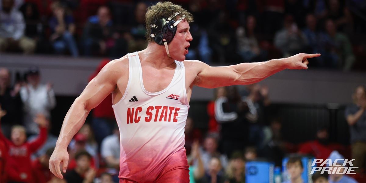 No. 8 Wolfpack silences Tar Heels in 33-6 walloping