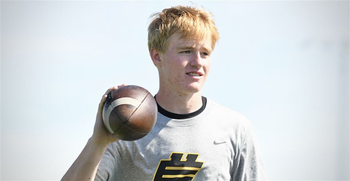 Talented 2027 QB Brady Edmunds impressed by UCLA