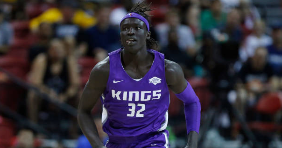 Wenyen Gabriel elevated to Kings opening night roster