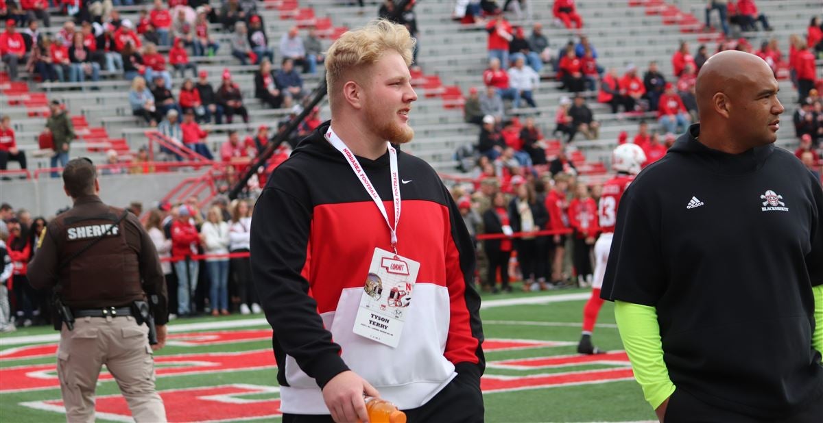 Huskers host large group of visitors for UCLA game