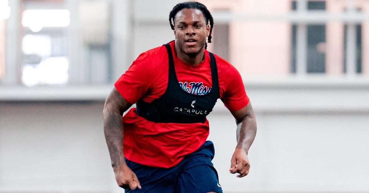 Dae'Quan Wright sees some Dart in Austin Simmons, 12-personnel ...