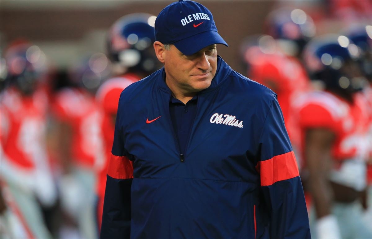 Rich Rod on QB rotation: 'It's not a problem'