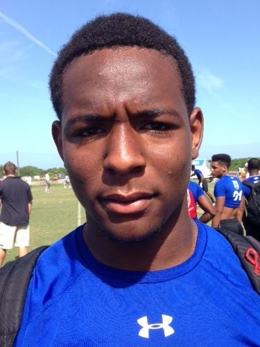 Terrell Lewis Profile Photos