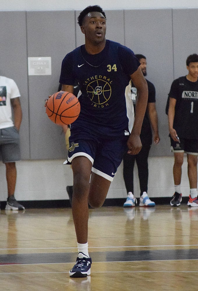 Sights and Sounds: Top basketball targets Royal, Booker go head to head ...