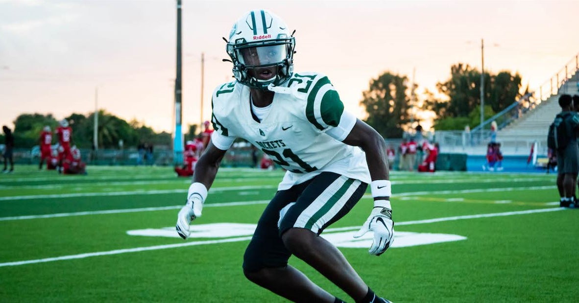 4-star DB Amari Wallace signs with Miami