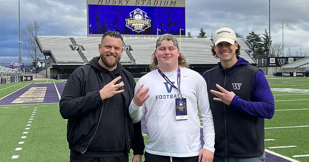 Coveted Three-Star OL Reis Russell Commits To Washington