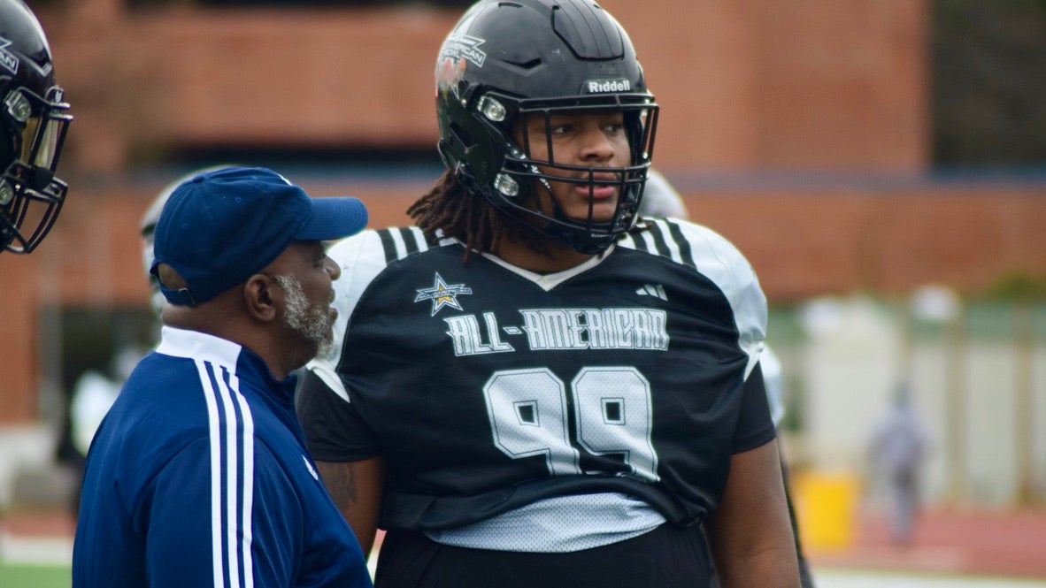 Versatile early enrollee DL Jordan Thomas explains what made Georgia ...