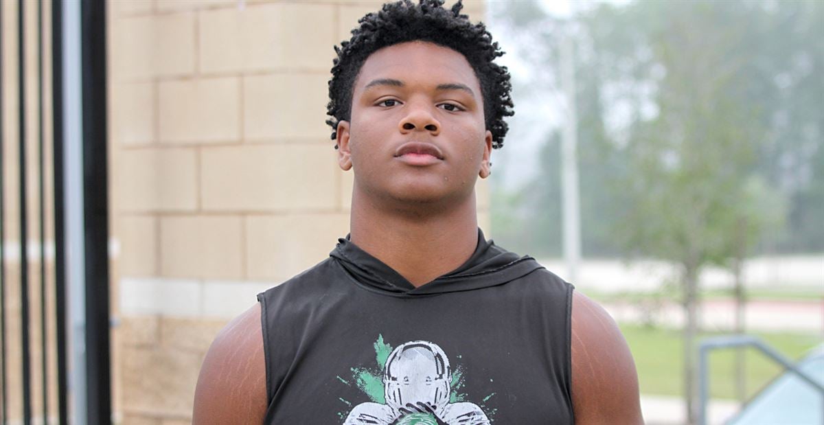 Rising 2025 DL Floyd Guidry is a name to know for Texas fans