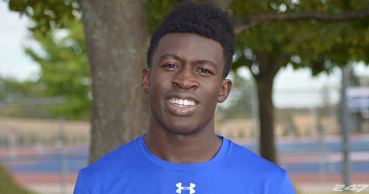 Four-star WR Joe Ngata impresses on, off the field