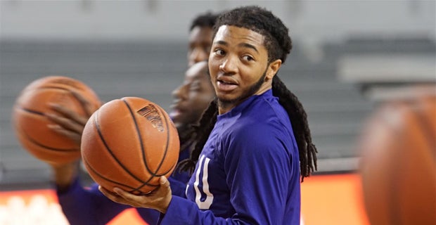 Shawn Williams reinstated for Wednesday night's game