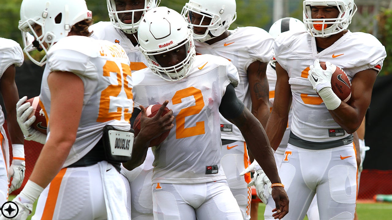 Camp Clips: Vols wide receivers