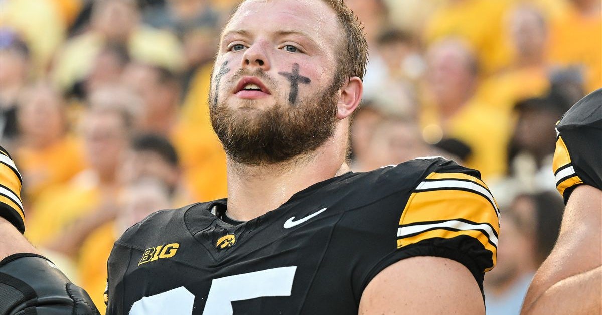 Iowa Football: Logan Jones Wins The Rimington Award For Best Center In ...