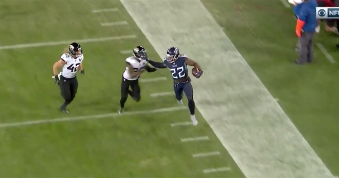 Derrick Henry scores for Tennessee Titans on 74-yard TD run