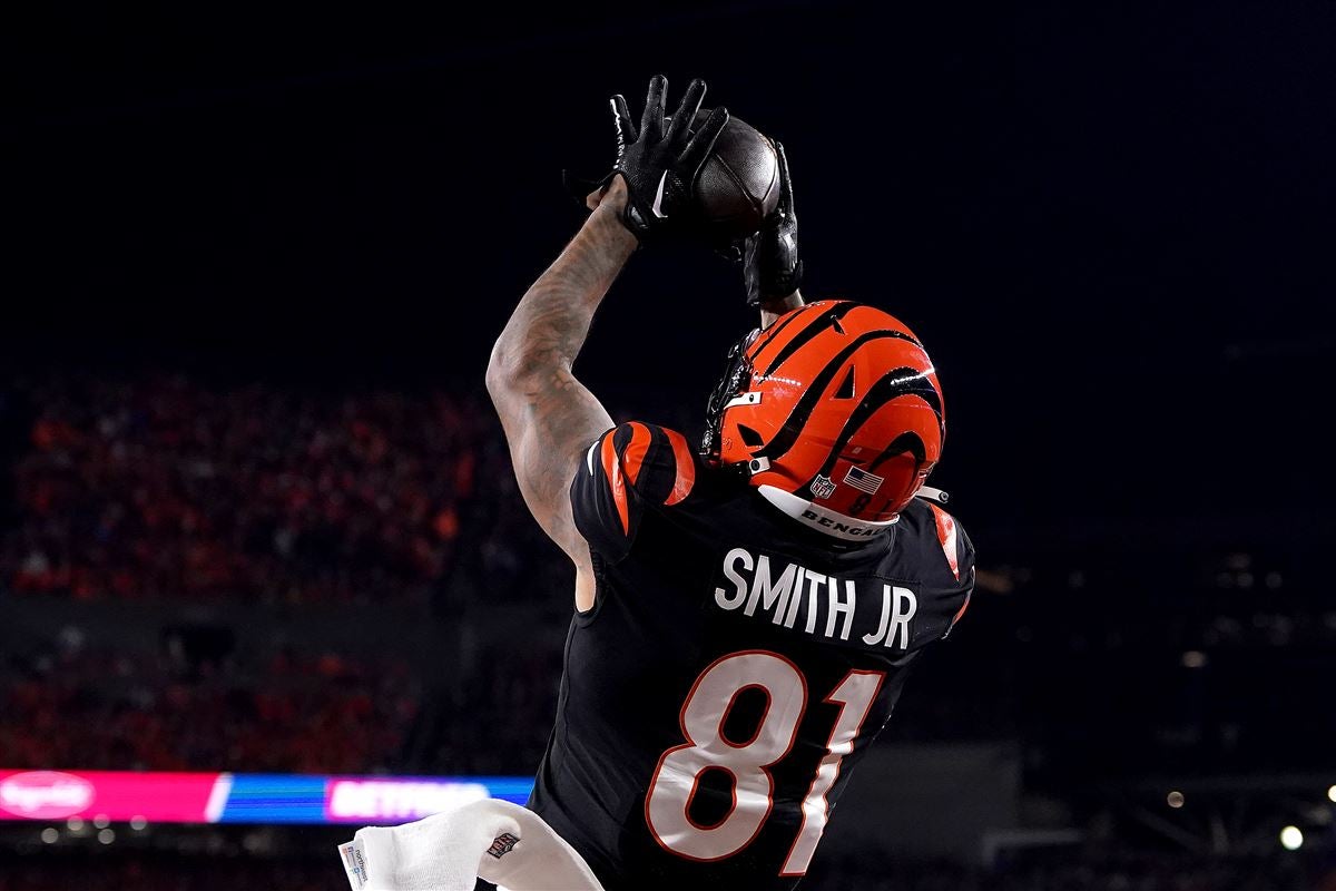BAMA in the NFL: Dalvin Tomlinson records 2.5 sacks, Tyler Steen makes ...