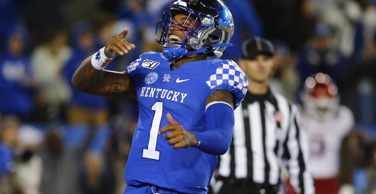 Bowden phenomenal in first start at quarterback