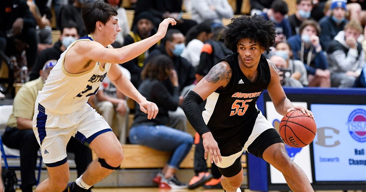 UK commit Skyy Clark scores school record 51 in season opener