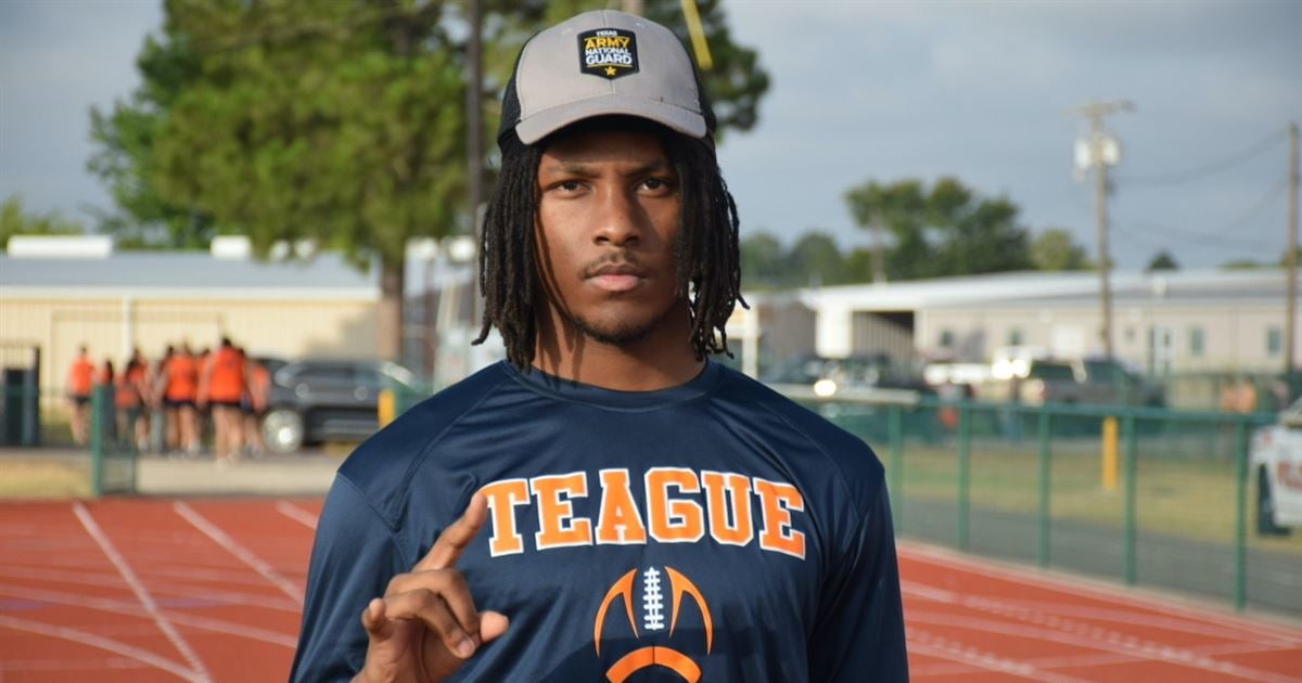 Versatile linebacker Derion Gullette officially signs with Texas