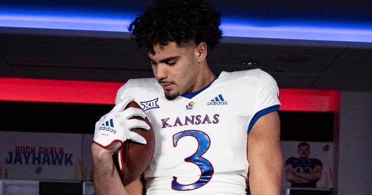 Analysis: Kansas is getting a potential game-changing DE in Austin Booker