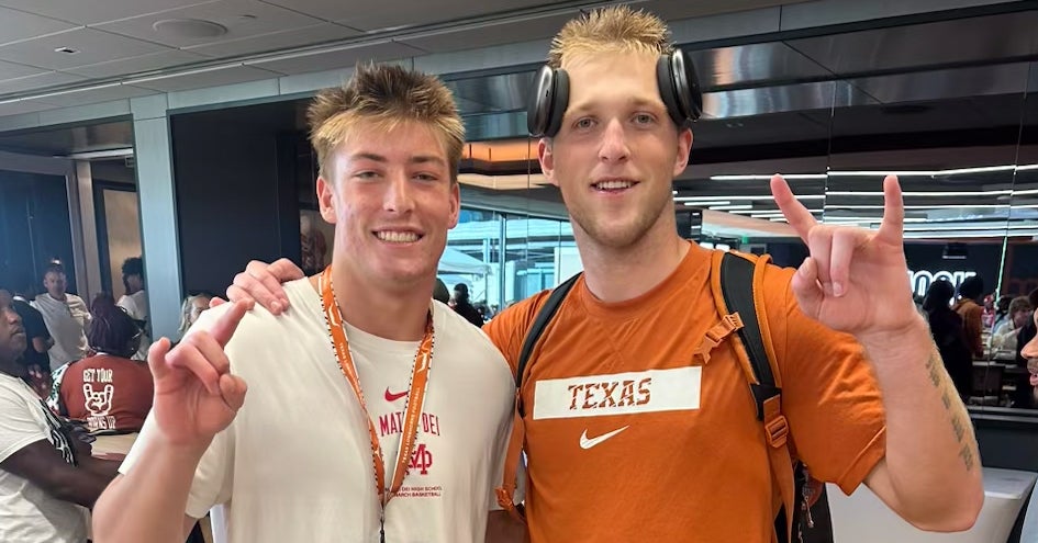 Texas atop the list for the nation's top 2027 TE Mark Bowman after ...