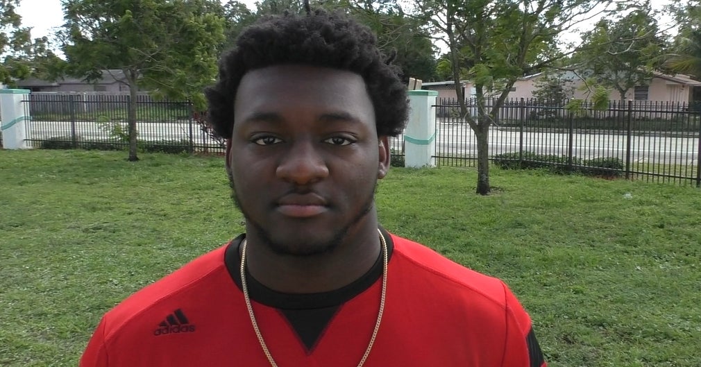 2018 3-Star Robert Hicks Favoring Louisville