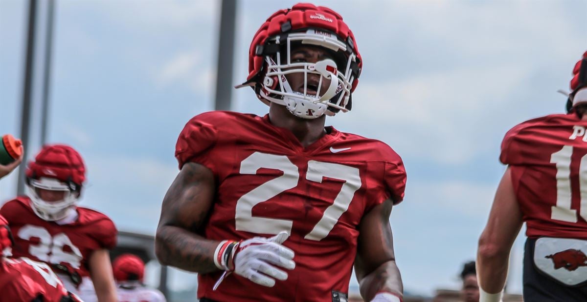 Razorbacks finally have depth at linebacker?