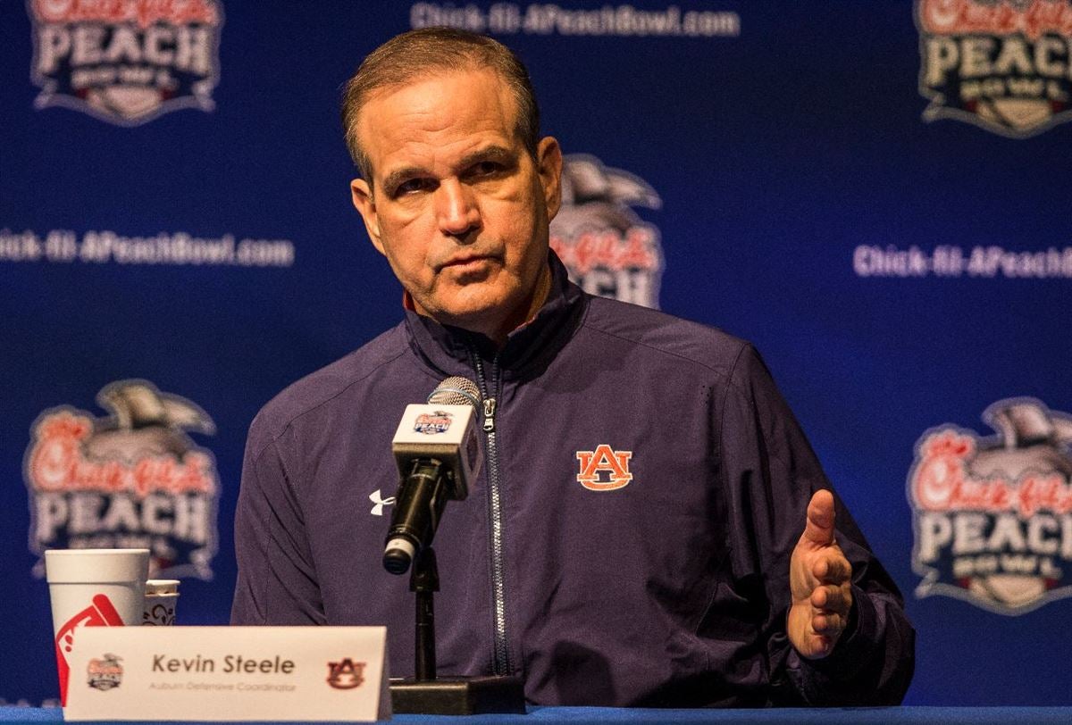 VIDEO: Instant reaction to Kevin Steele being Miami's defensive coordinator