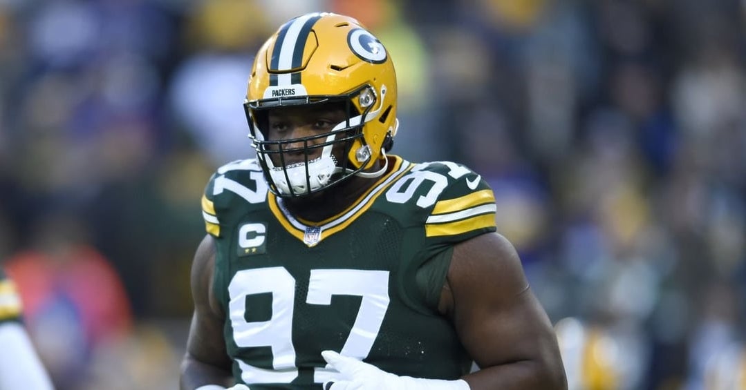 Packers ship their longest-tenured player to Dallas in colossal trade ...