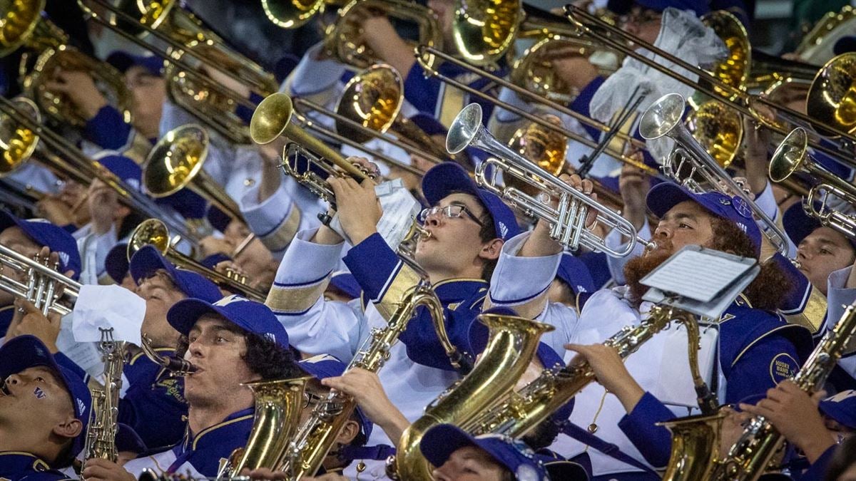 What time, what channel is the 112th Boeing Apple Cup on?