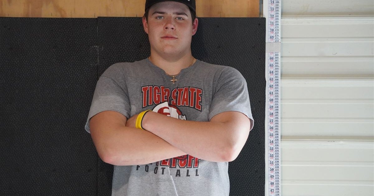 Gopher program, staff impress 2025 OL Will Tompkins