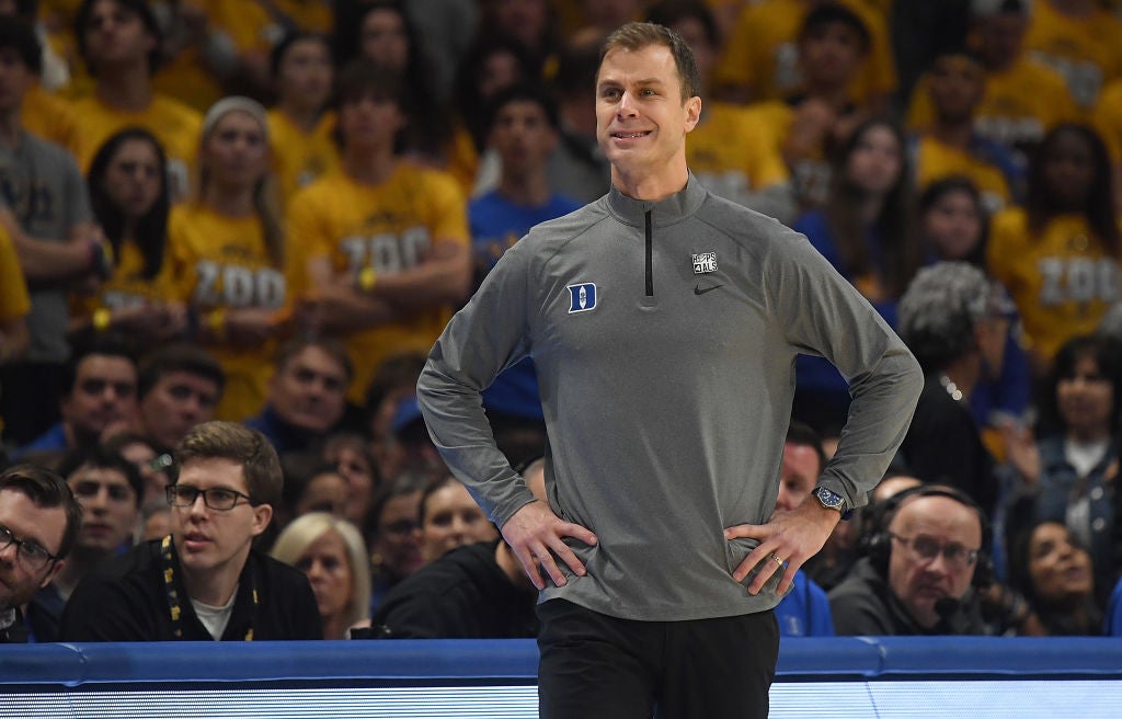 Duke blows out Pittsburgh for seventh straight win