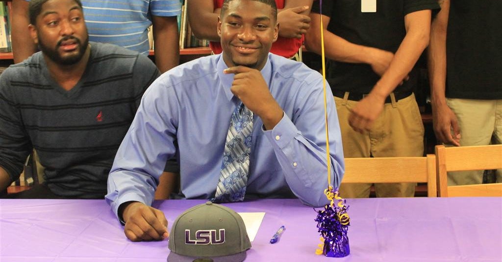 Johnny Jones says Brian Bridgewater has cleared academic hurdles