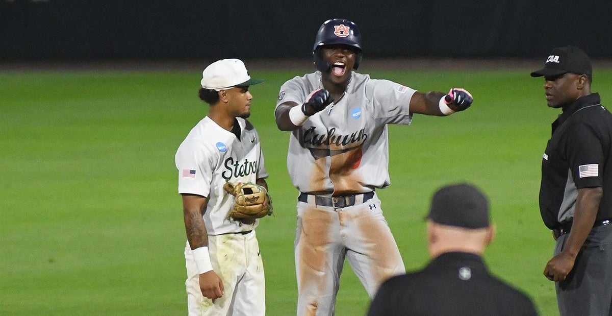 #PMARSHONAU: Terrell's big blow another highlight for Auburn freshmen