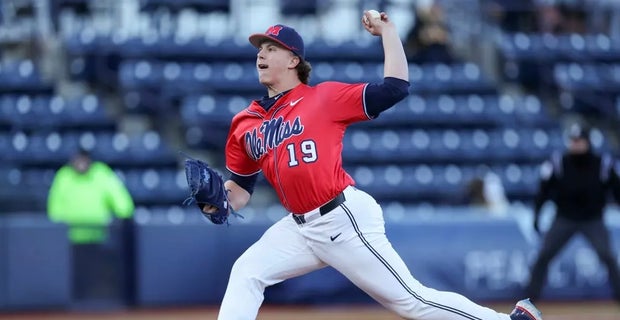 ‘Strike-throwing machine’: Freshman southpaw Walker Hooks emerging as ...