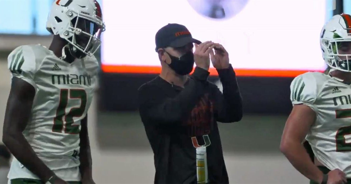 VIDEO: Wide receivers coach Rob Likens mic'd up in practice