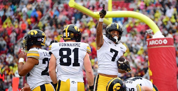 Preview and Prediction: Iowa vs. Michigan State On Senior Day