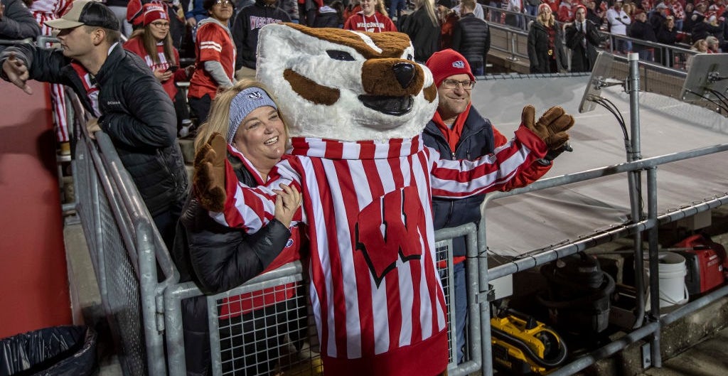 College football: Recent study reveals the 16 biggest fan bases