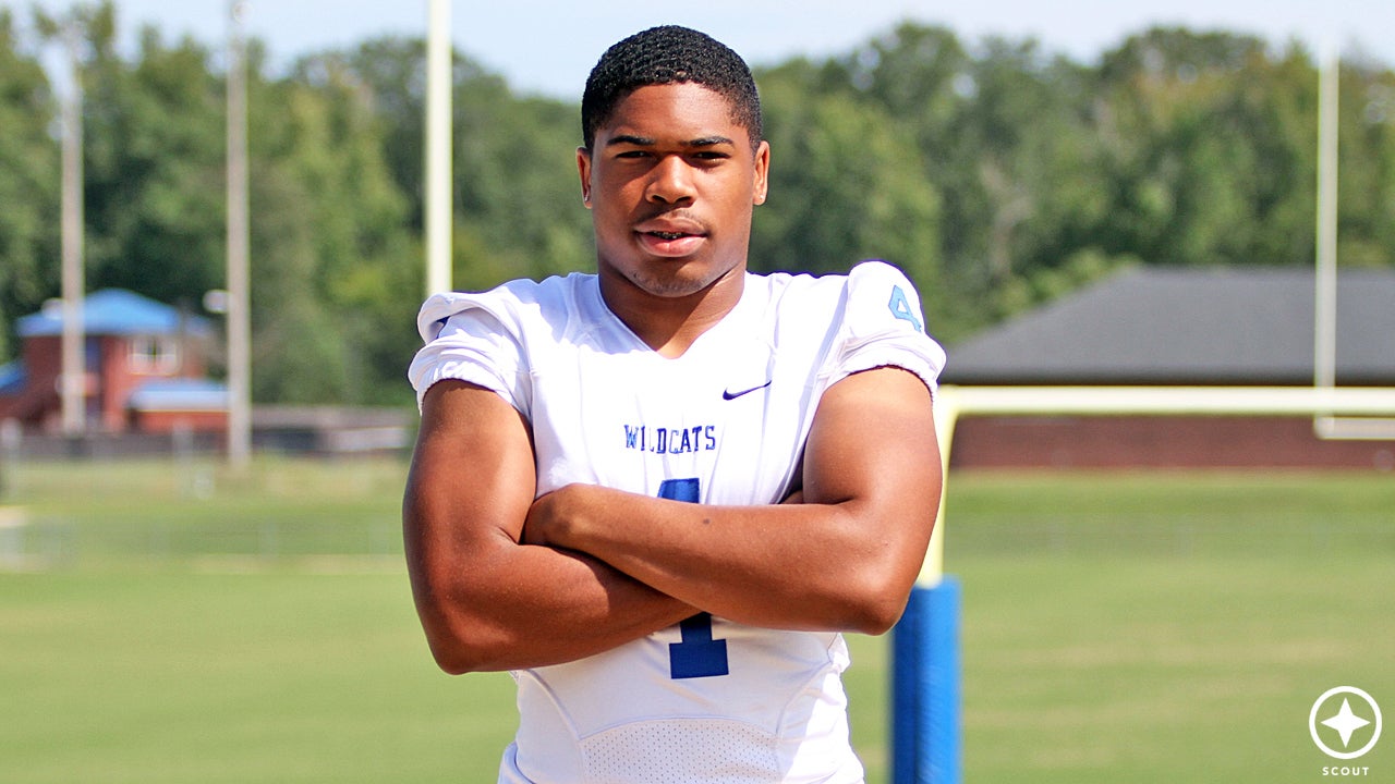 3-Star Linebacker Jacquez Jones Commits To Ole Miss