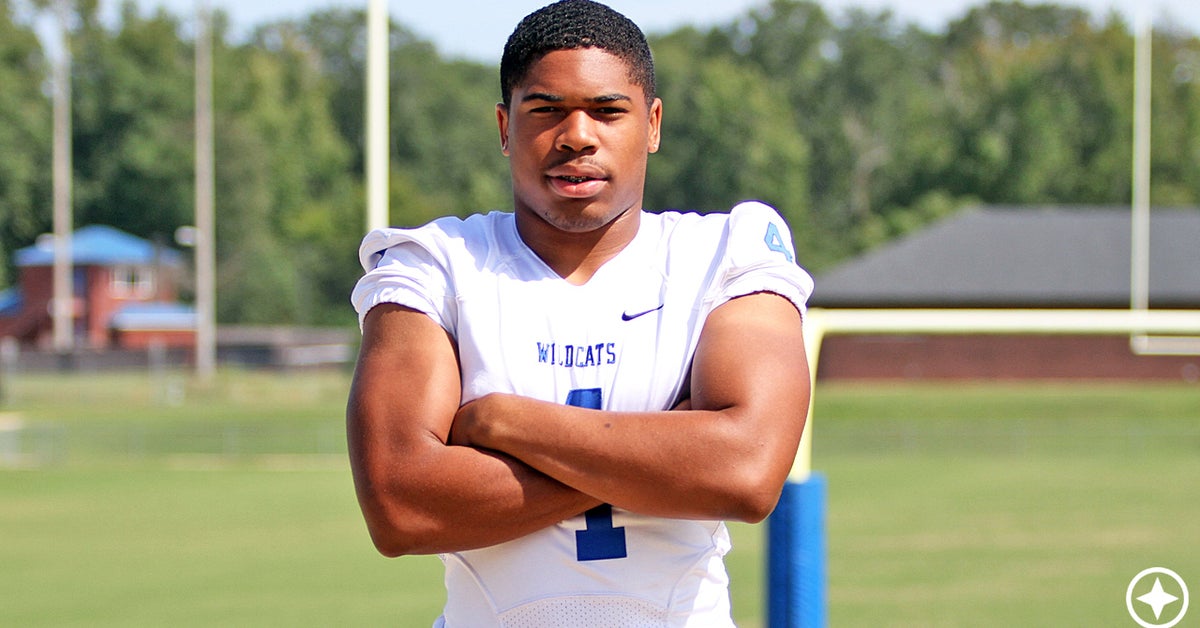 3-Star Linebacker Jacquez Jones Commits To Ole Miss