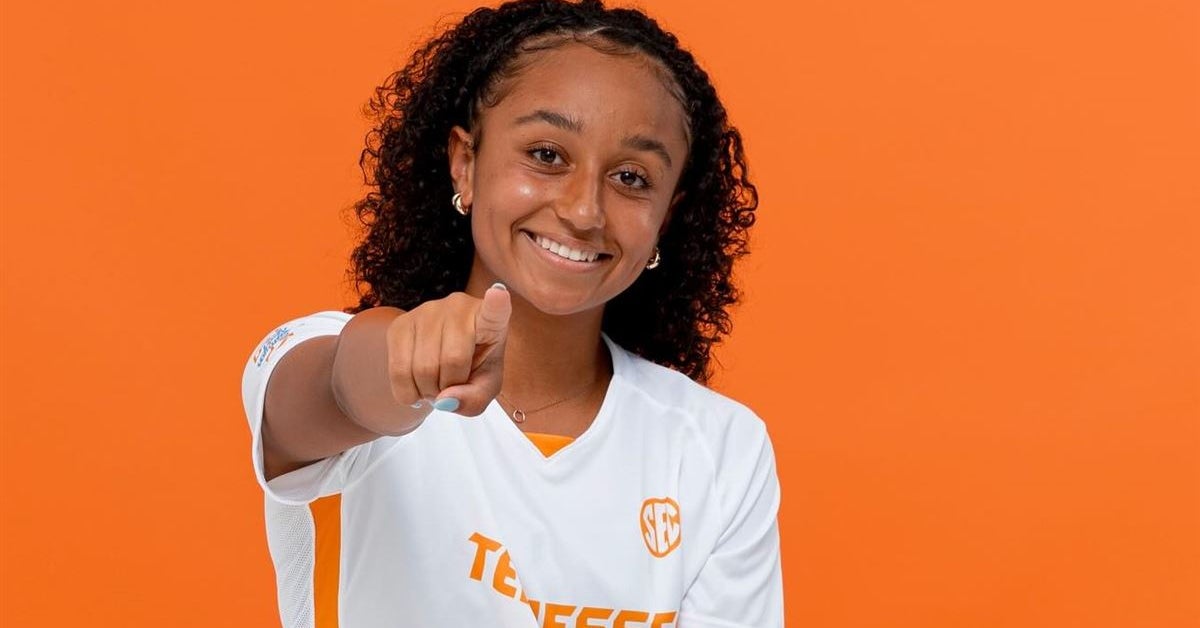 Jayla Blue commits to Tennessee to play soccer