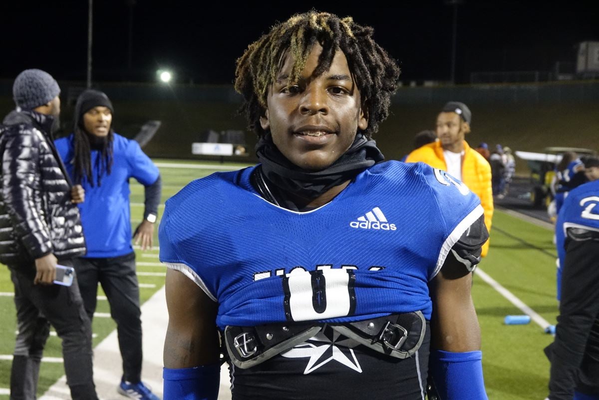 Top247 ATH Aeryn Hampton down to final two schools