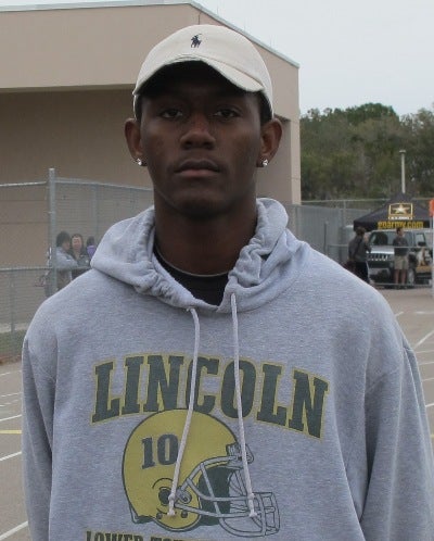 Taj Williams high on UF