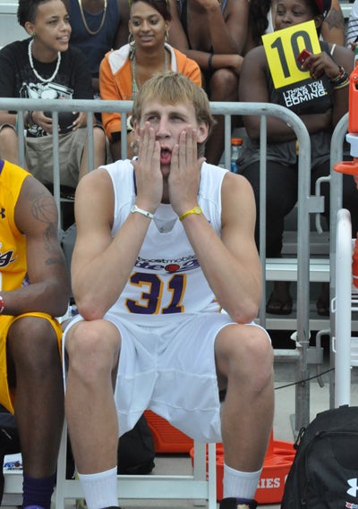 Reports: Alex Murphy to transfer