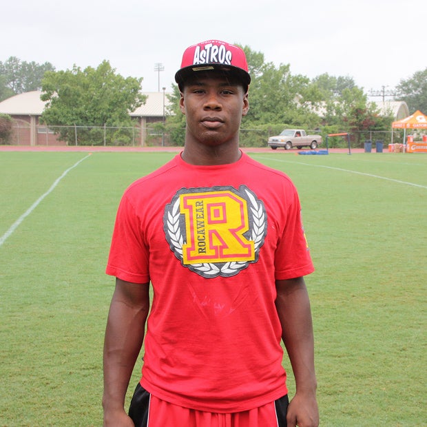 Jovon Robinson Photos