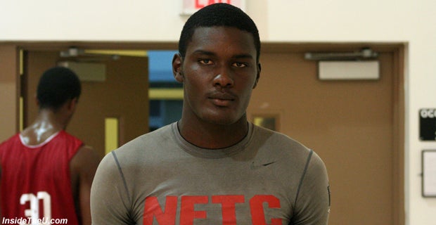 Isaac McDonald Photos